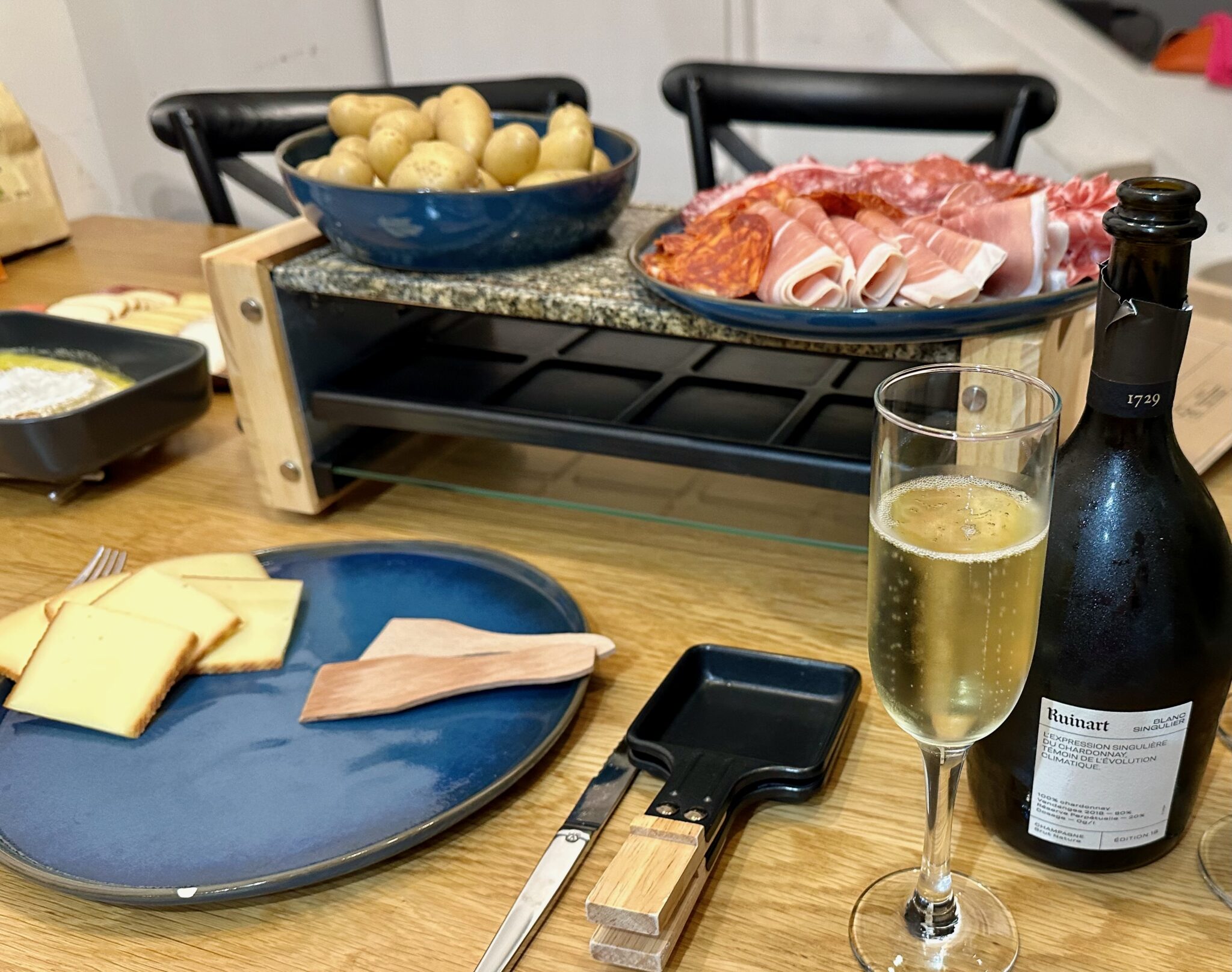 Raclette: From Alpine Origins to French Favorite - Newsletter
